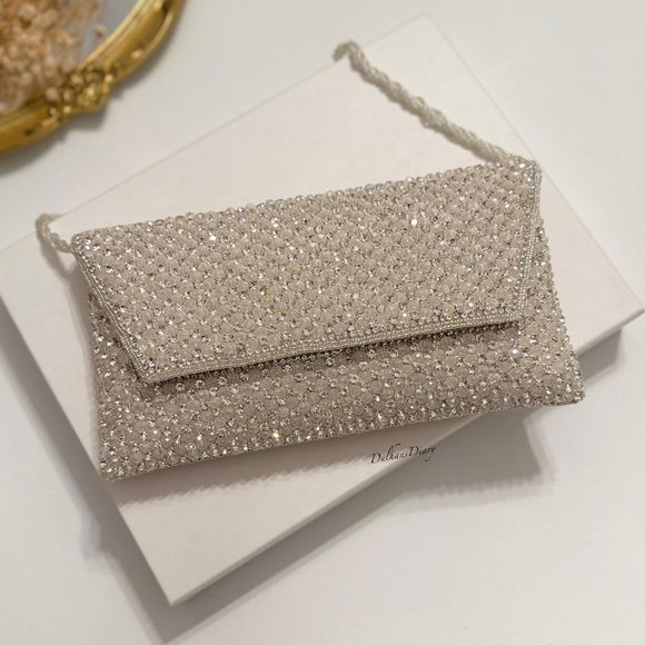 dulhans diary | Bags | Nwot Dulhans Diary Cream Sparkly Clutch With ...
